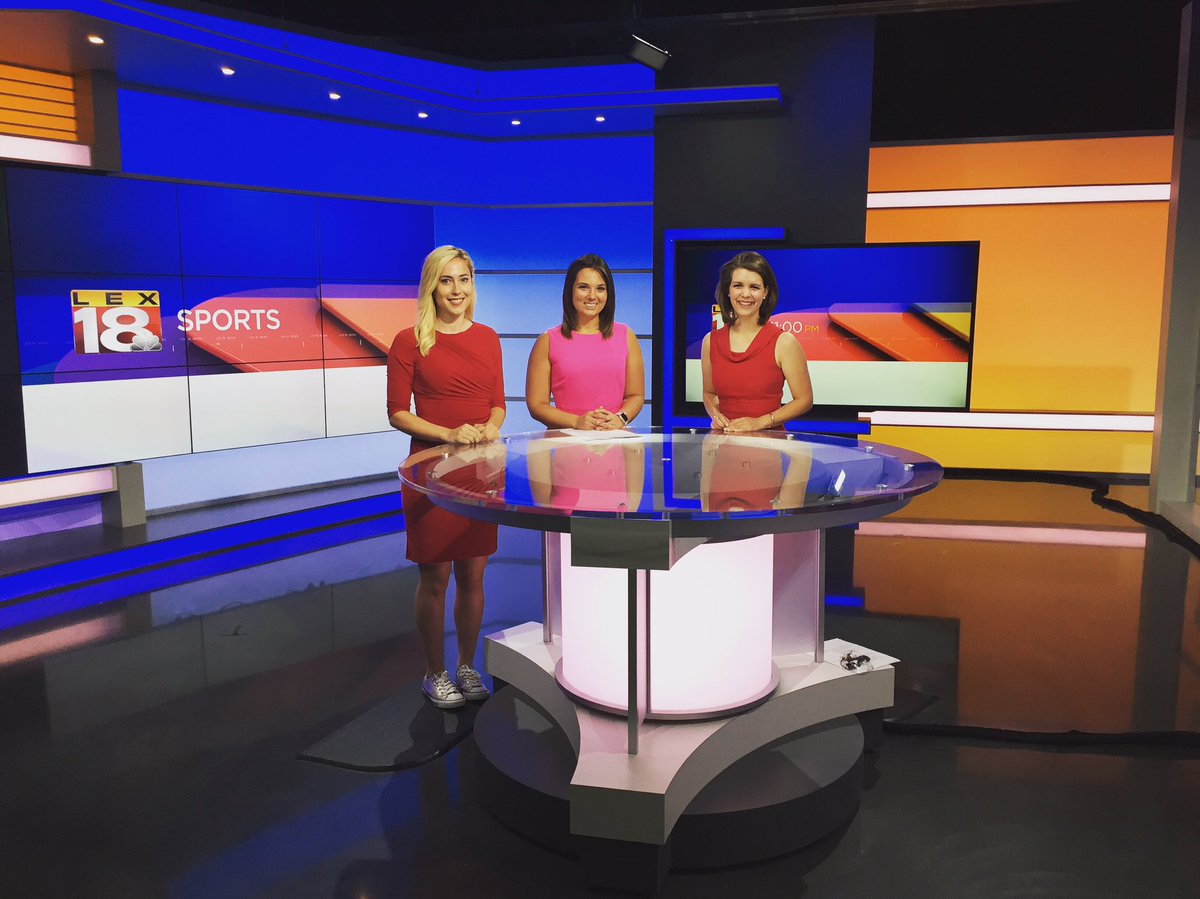 WLEX Broadcast Set Design Gallery