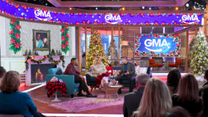 'GMA Day' goes big with holiday decorations - NewscastStudio