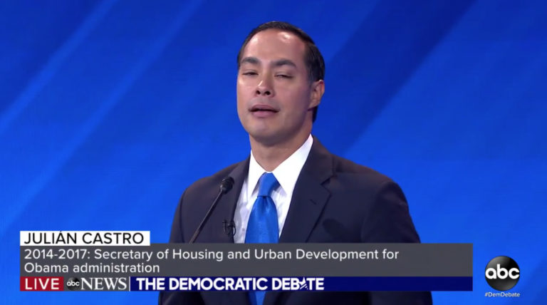 ABC, Univision blend two brands together on debate stage - NewscastStudio