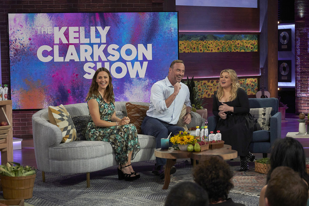 Kelly Clarkson's studio may be in L.A. — but it keeps the Texas (and ...