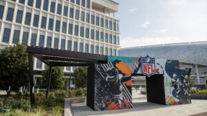 NFL opens Los Angeles HQ, complete with 5 stages, 6 control rooms ...