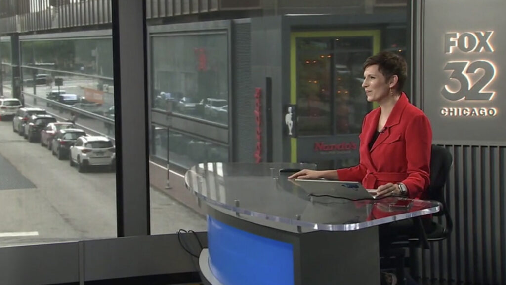 Fox 32 Chicago secondary studio provides bustling view of city ...