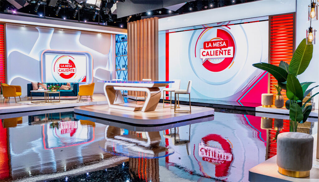 'La Mesa Caliente' uses modular set walls to make studio it shares its ...