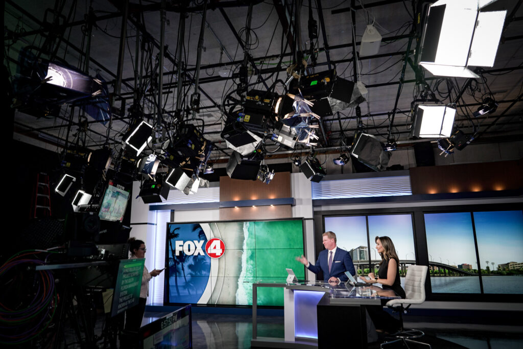 Fort Myers Fox station debuts new set - NewscastStudio