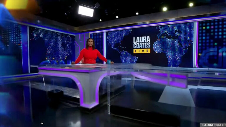'Laura Coates Live' look conjures connections to 'Larry King Live ...