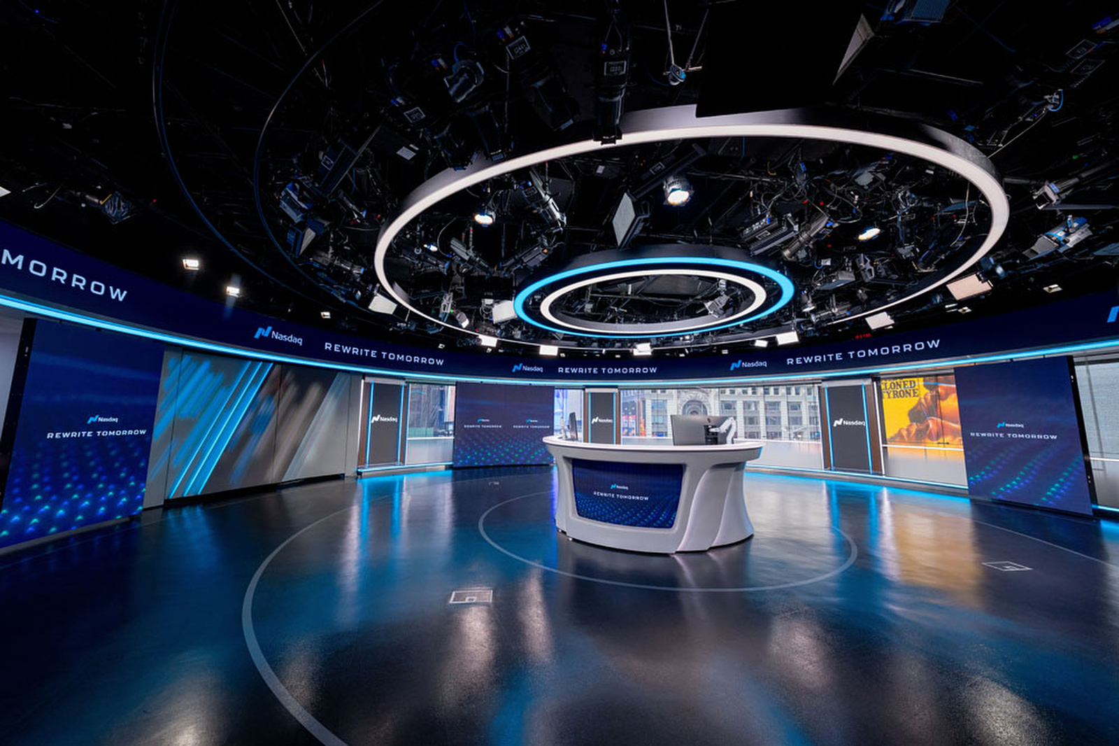Nasdaq Studio B Broadcast Set Design Gallery
