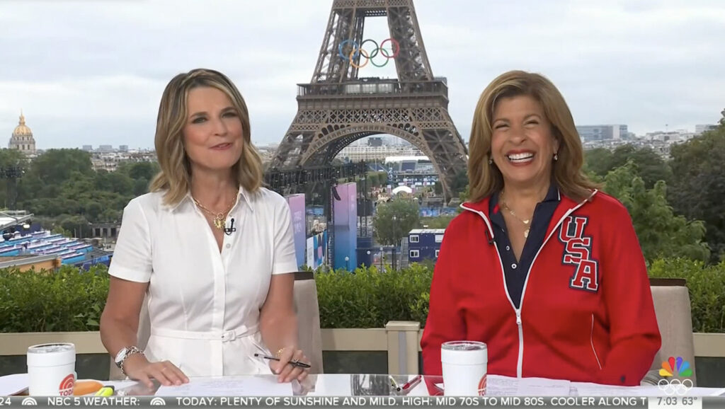 Explore Thousands of Broadcast Set Photos & Studio Technology