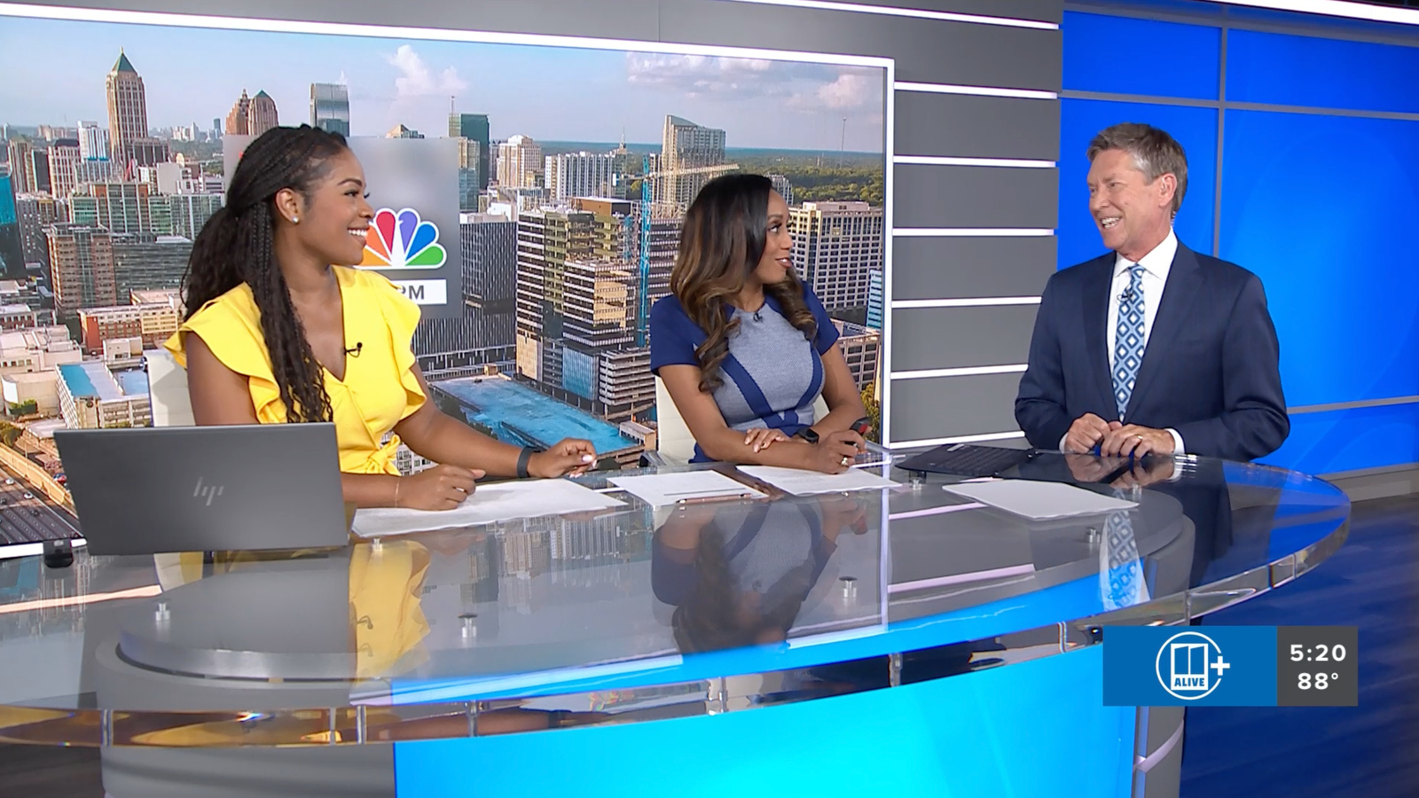 11 Alive – WXIA – Broadcast Set Design Gallery