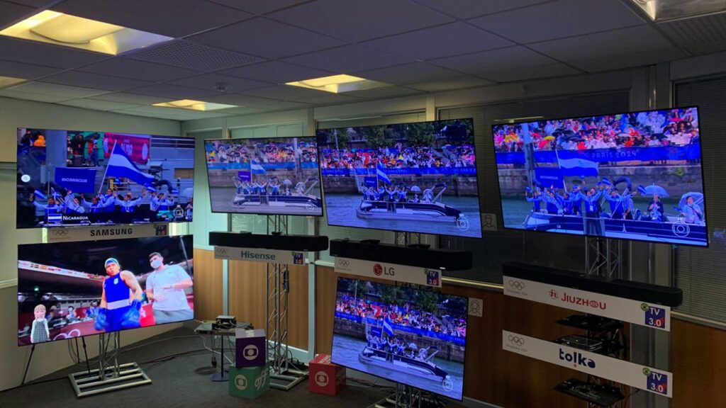 CNN's 'At This Hour' moves into 'New Day' studio - NewscastStudio